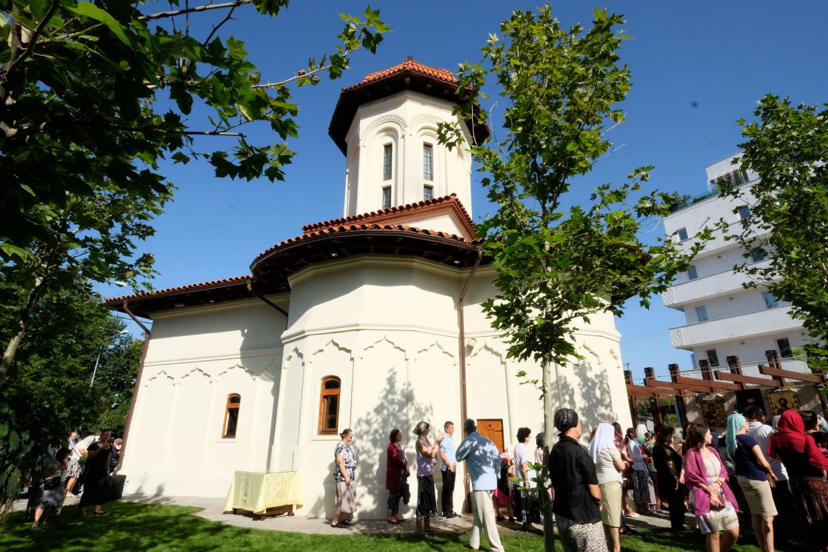 BISERICA SFÂNTA SOFIA – Calea Floreasca 216